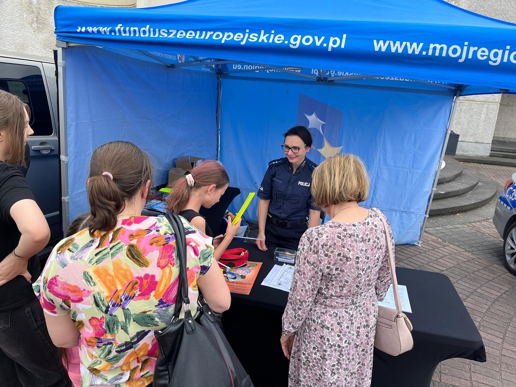 Festyny rodzinne - Wiadomości - KMP w Toruniu